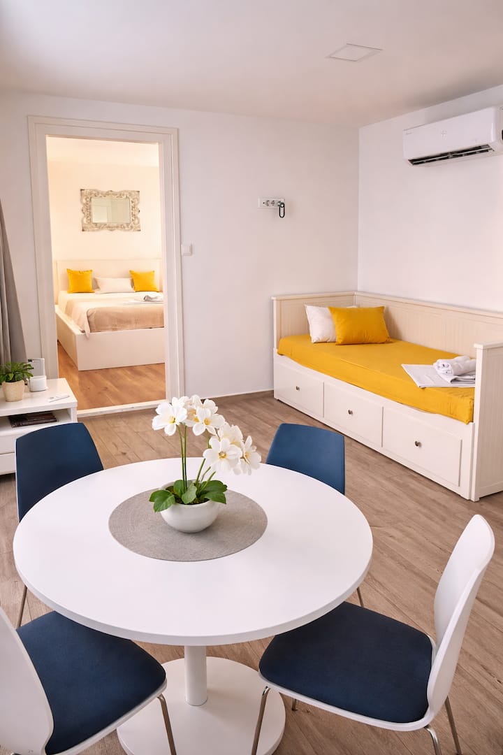 Charming Stay Diocletian’s Palace – Old Town Split - Split
