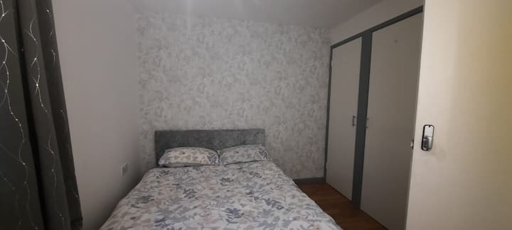 Double Bedroom, Plenty Of Space! - Gateshead