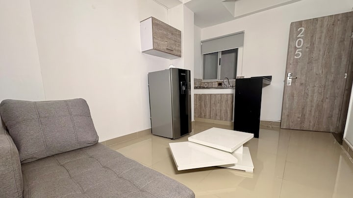 Royal House 205: Apartaestudio Elegante Zona Nort - Cali