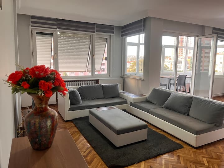 Spacious Flat With Wide View - Bostancı
