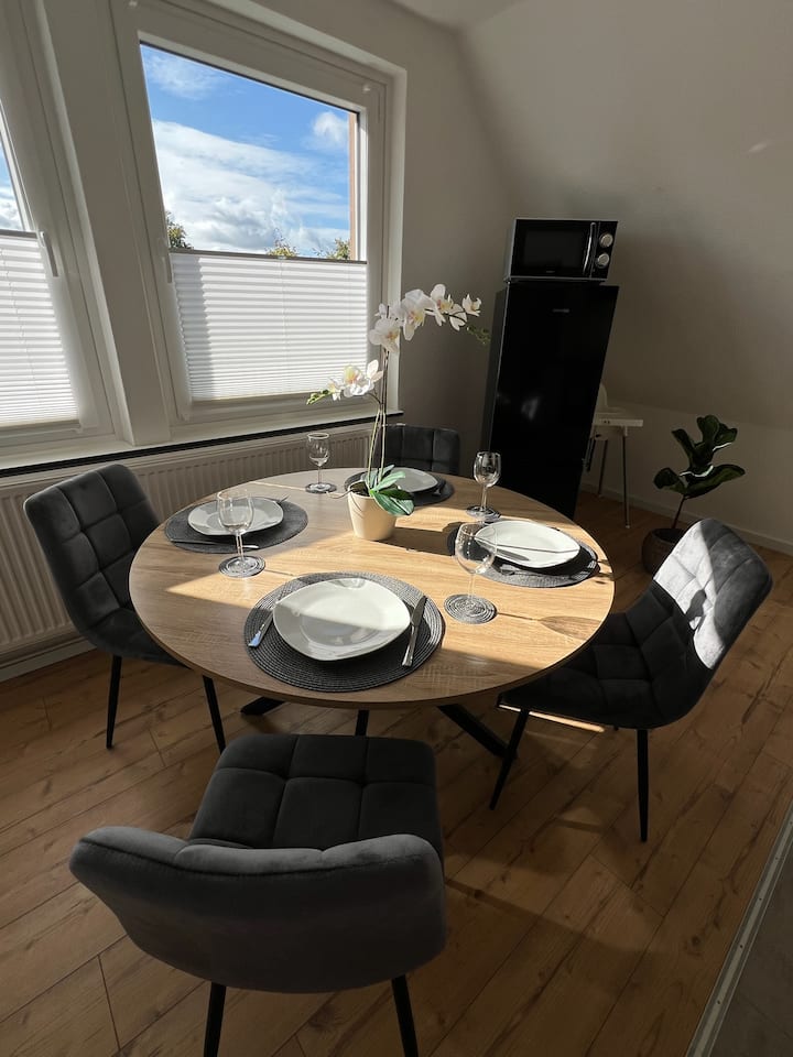 W&d Living -Wood ’N’ Black ’N’ White- Inkl. Parkpl - Burgdorf