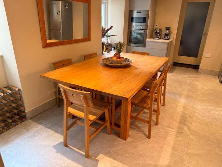 Dun Laoghaire Hidden Getaway - 鄧萊裡