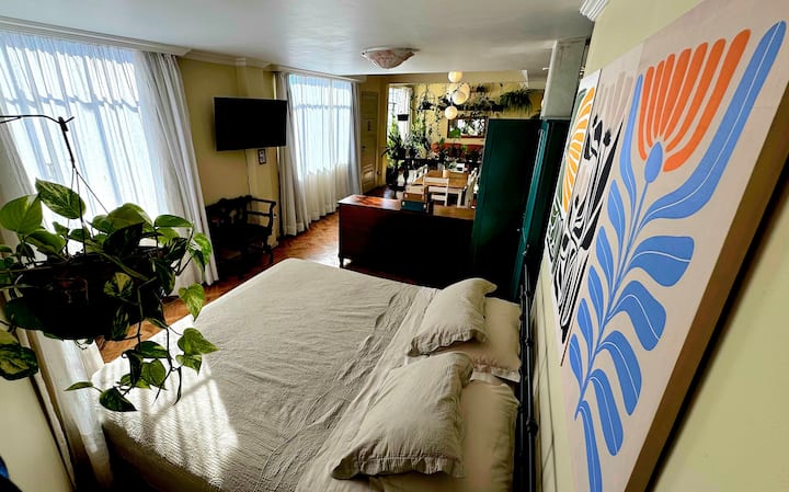 Jardim Nas Alturas Com Sacada E Tranquilidade - Curitiba