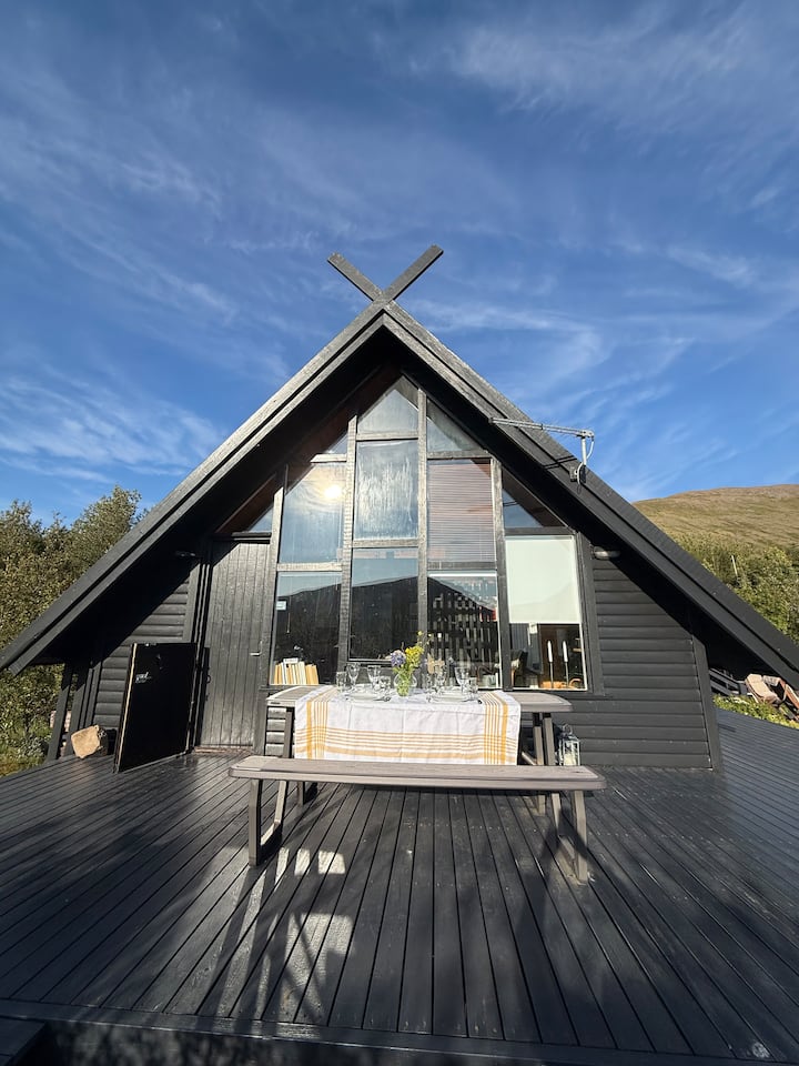 Cozy A-frame Cabin With Hot Tub - Island