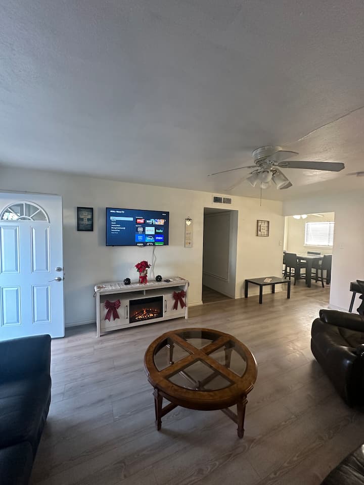 Simple Comfort
3 Bedroom 1.5 Bath - Roswell, NM