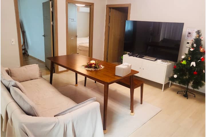 리뉴얼 [논현역 도보 5분] 햇살가득 대형숙소/장기숙박 가능 - 