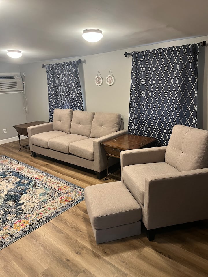 Fantastic 3br W/office. Deck & Fenced Yard/garage - Dayton