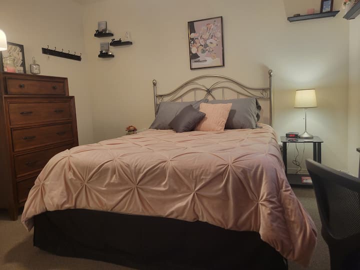 Peacefully Pleasant - Kingman, AZ