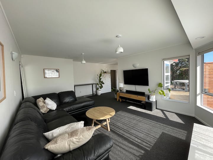 Mount House - Tauranga