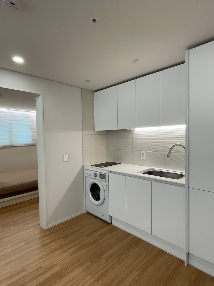 Blue Leek House - Seoul