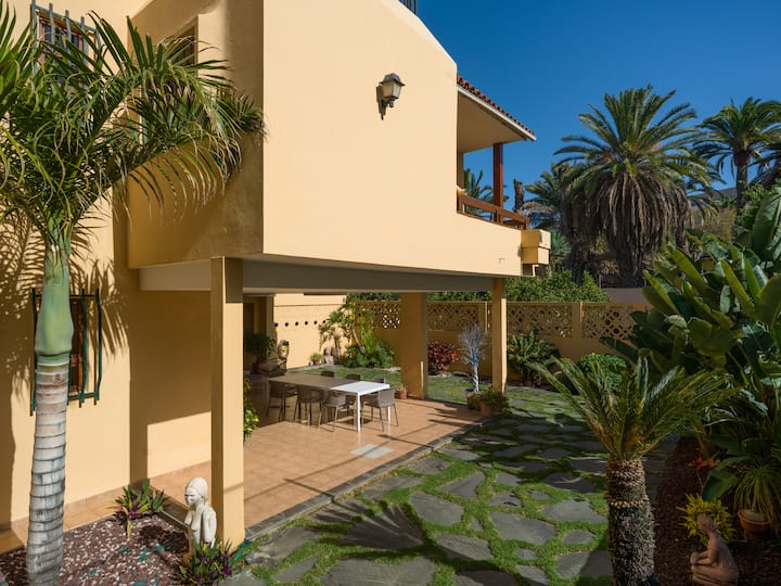 Casa Familiar Turismo Activo - Las Palmas