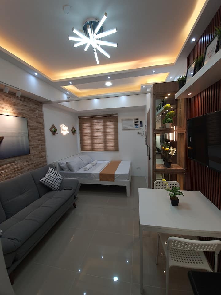 Beautiful 1br Condo @Grass Residences Sm North! T5 - Quezon City