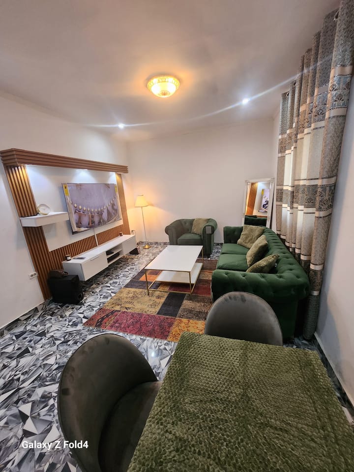 Maison Dans Nsele, Mausolée Etienne Tshisekedi - Kinshasa