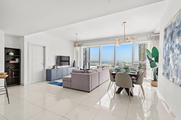 Bright 2br In Dubai Marina With Palm Views! - Dubai