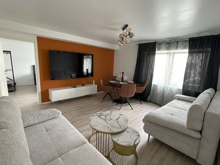 2 Zimmer Wohnung Mit Garten - Karlsruhe