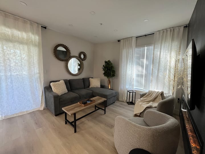 Fantastic Condo At Avalon - Fully Renovated! - Clearwater, FL