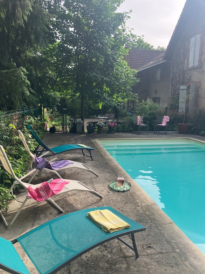 La Hutte D'argo - Chambres D'hôtes - Montceau-les-Mines