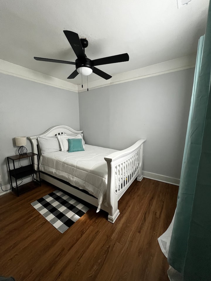 Room In North Charleston - North Charleston, SC