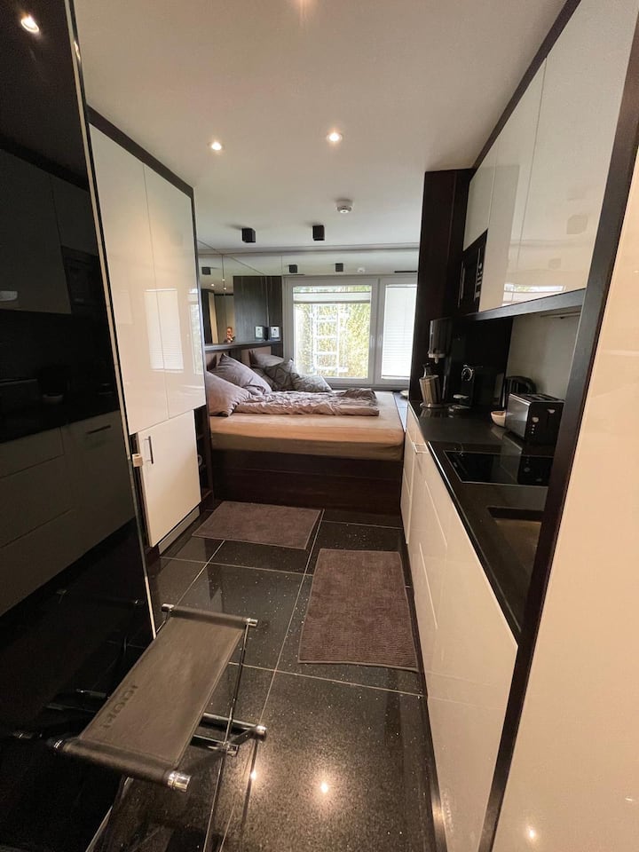 Central, Compact & Modern, Netflix, Near To Isar - München
