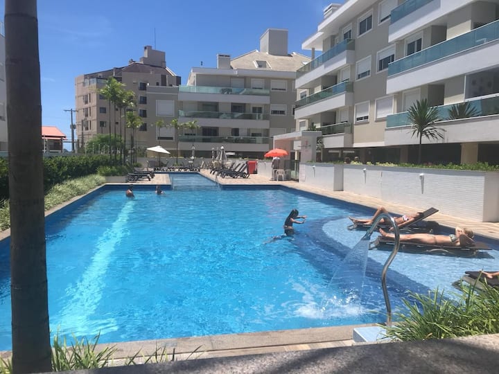 Ambiente Aconchegante No Residencial Sete Mares - Florianópolis