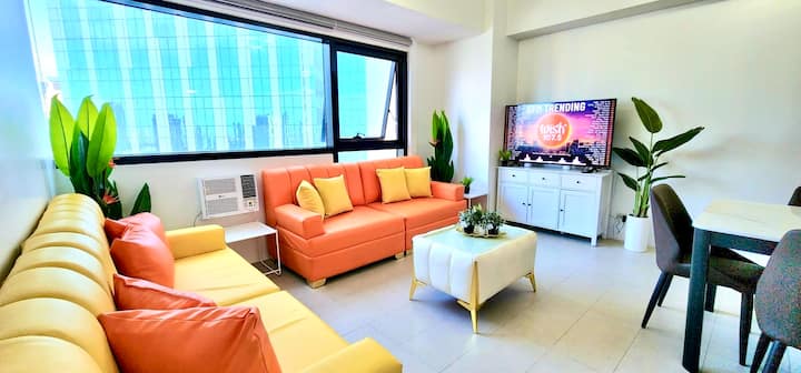 Homey 2 Bedroom Free Pool Access Near Sm Megamall - Quezon City