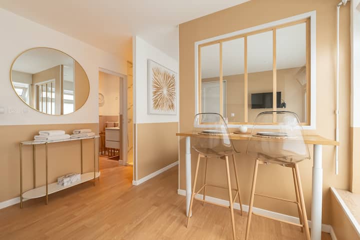 The Cosy White - Calais