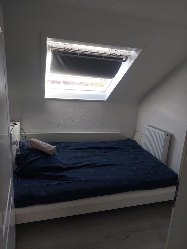 Zimmer In 4er Wg - Stuttgart
