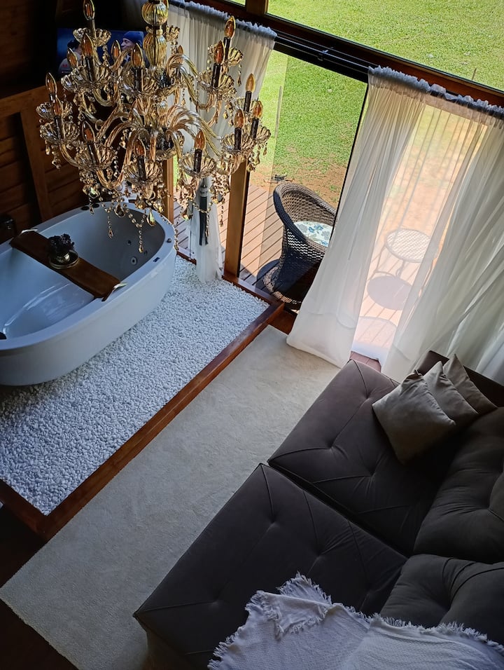 Chalé Com Banheira — Conforto E Tranquilidade - Santa Catarina (estado)