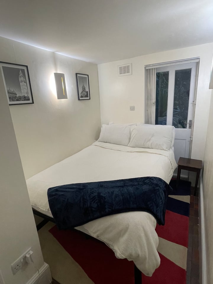 Cute & Quiet Double Bedroom! - Bloomsbury