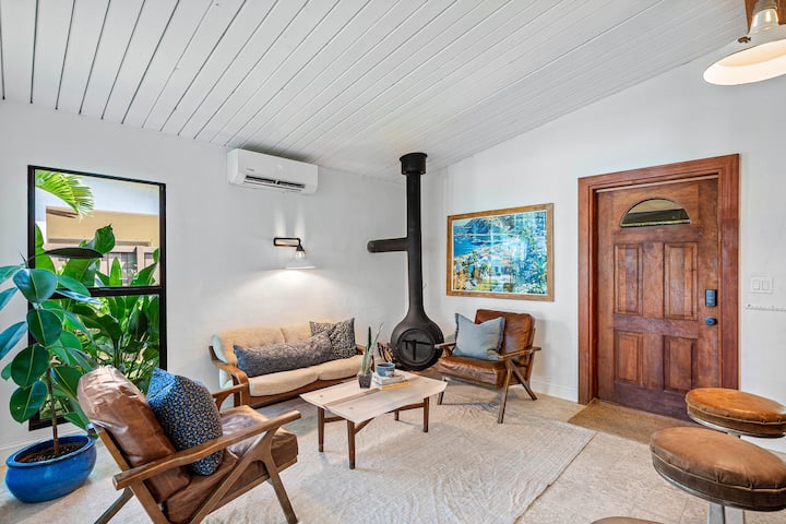 Cozy Private House With Lush Yard - Delray Beach, FL