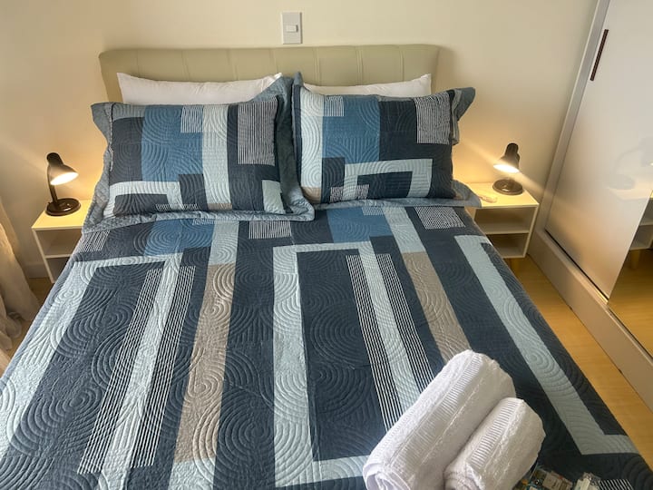 Amplo C\sacada Portaria 24hs, Garagem Wi-fi Sem\tx - Campinas