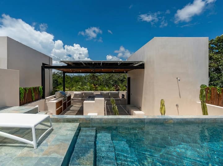 Fantastic! Just Found What I Need. - Paradise Beach