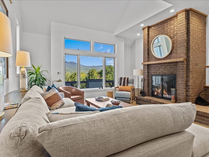 Designer Condo In Stowe - Pool, Hot Tub, Hikes! - ストー, VT