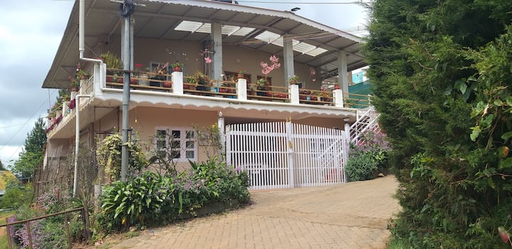 Room 1, Vineyard Homestay - Ooty