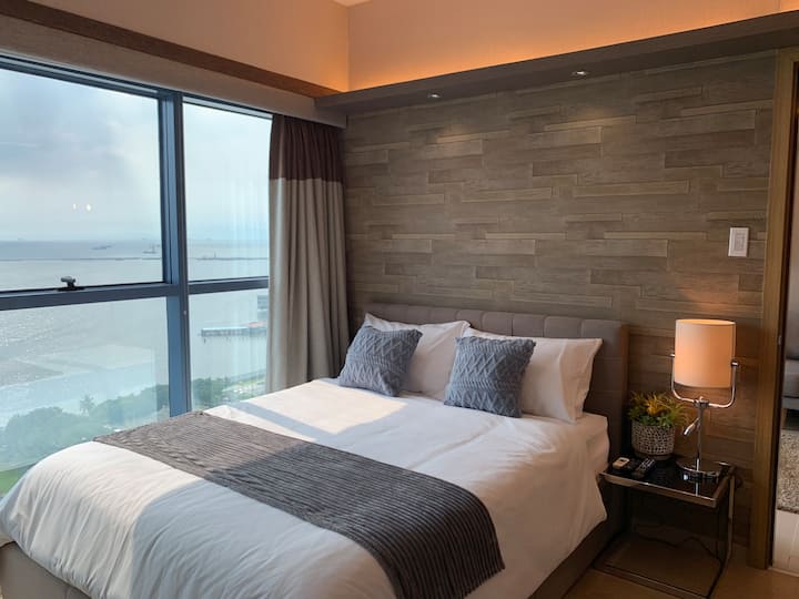 180° Sea View 3br @ 8pax W/ Free Pool+parking+wifi - Manila