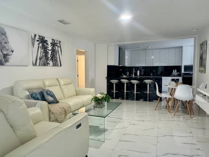 Perfect Stay In The Heart Of Miami! - Miami, FL