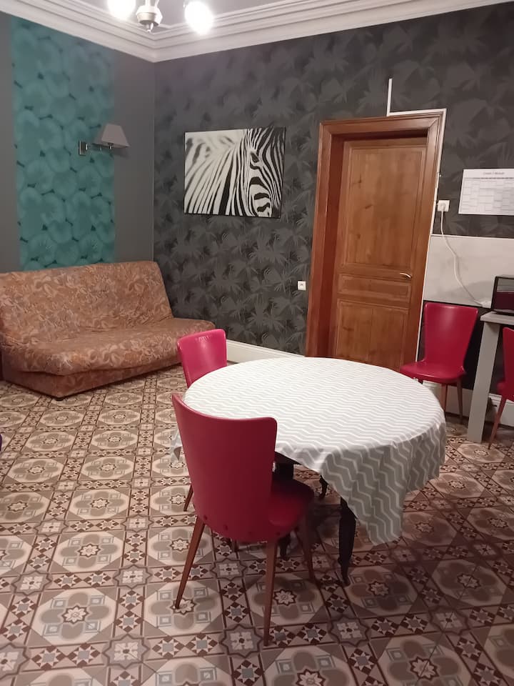 Une Chambre Dans Une Maison - Aire-sur-la-Lys