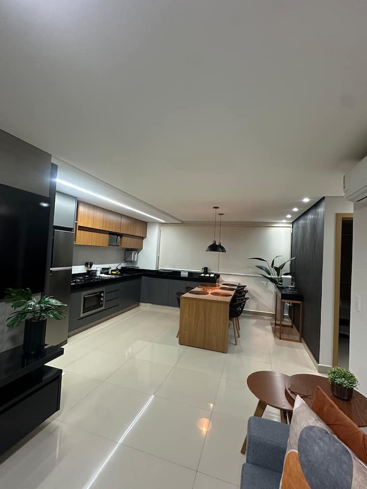 Apto Novo E Confortável. ÓTima Localização. - Goiânia