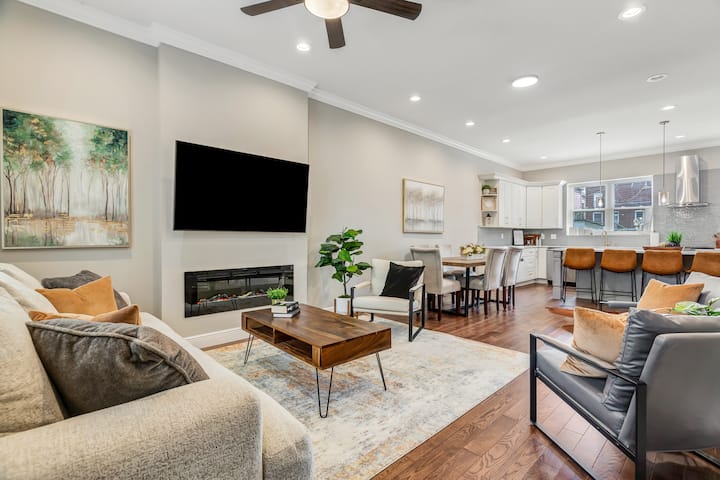 Spacious 6br Luxury | Walk To Starbucks & Tg Park - 聖路易斯