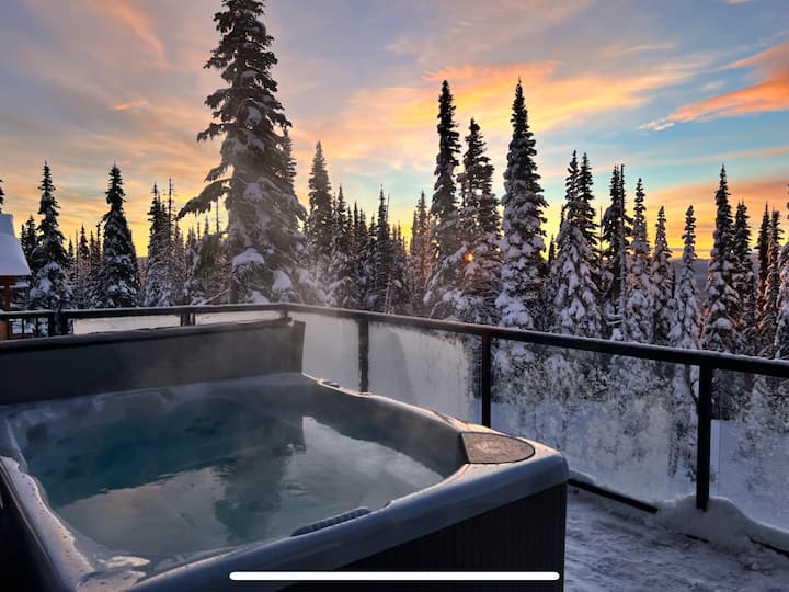 Double Black Retreat - Smithers