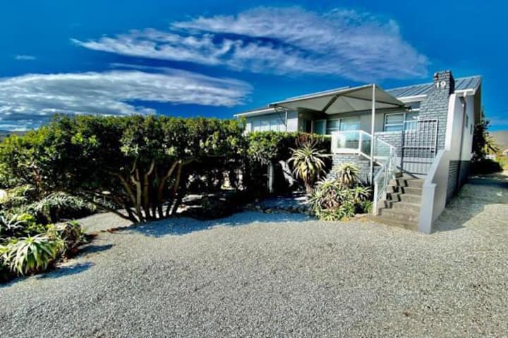 Comfy 3bed Home With Stunning Views - Franskraal