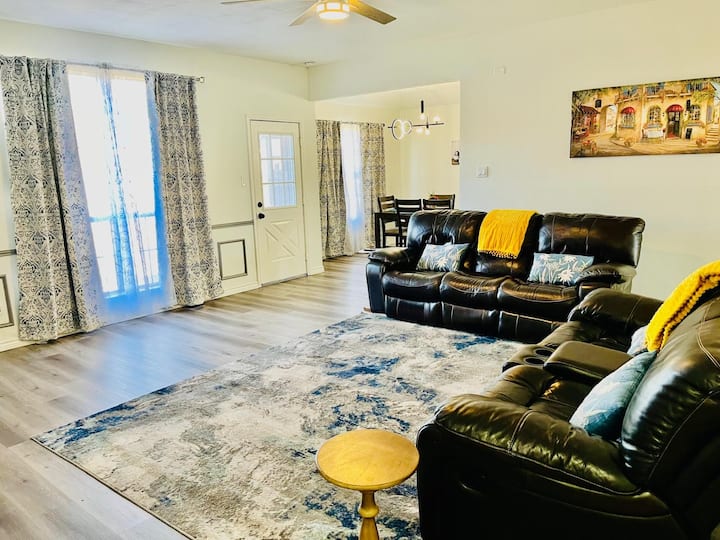 Cozy Arlington Villa Near At&t Stadium - 알링턴