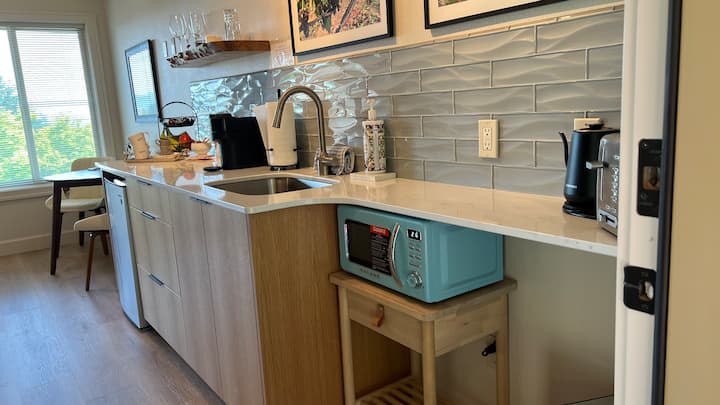 Dundee Hills Wine Country Suites - Dundee, OR