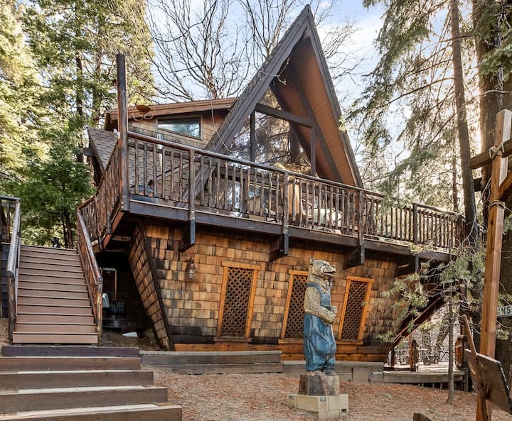 A-frame Hideaway Retreat - Lake Arrowhead, CA