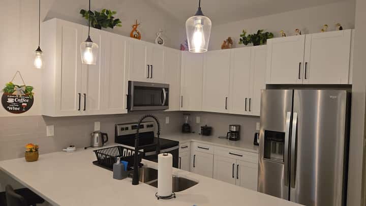 Cozy Home In The Heart Of Cape Coral - 開普科勒爾