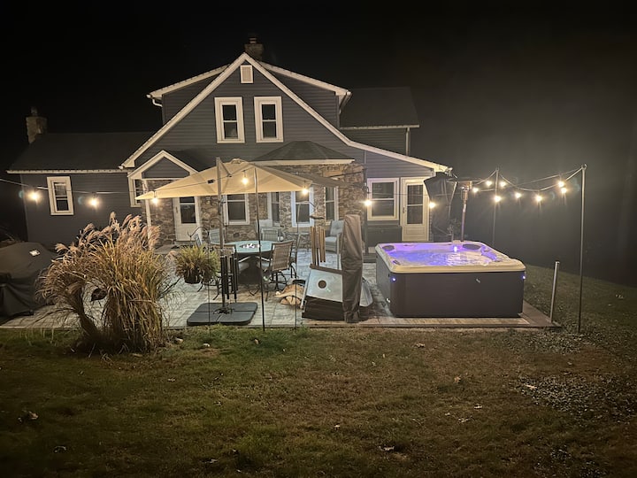 Don’t Miss Out On This Cozy New England Escape! - 布里斯托爾