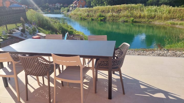 Blockhütte Am See Nähe Redbull Ring - Knittelfeld