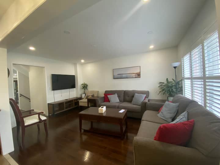 Cozy Furnished House Burlington - Burlington