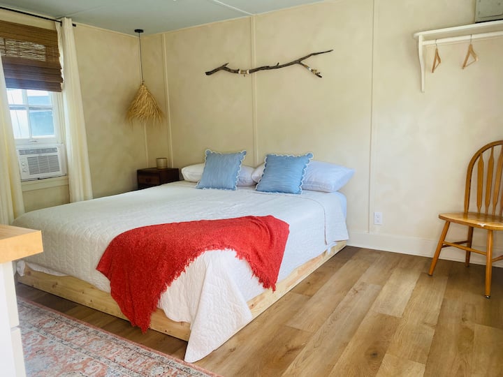 Cozy Simplistic Hotel By Grand Beach-2 - Manitoba