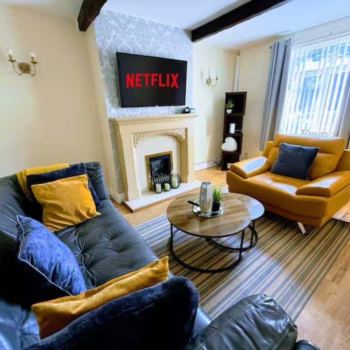 3 Br L Family & Contractors L Parks 3 |Zoo | Nec - Wolverhampton